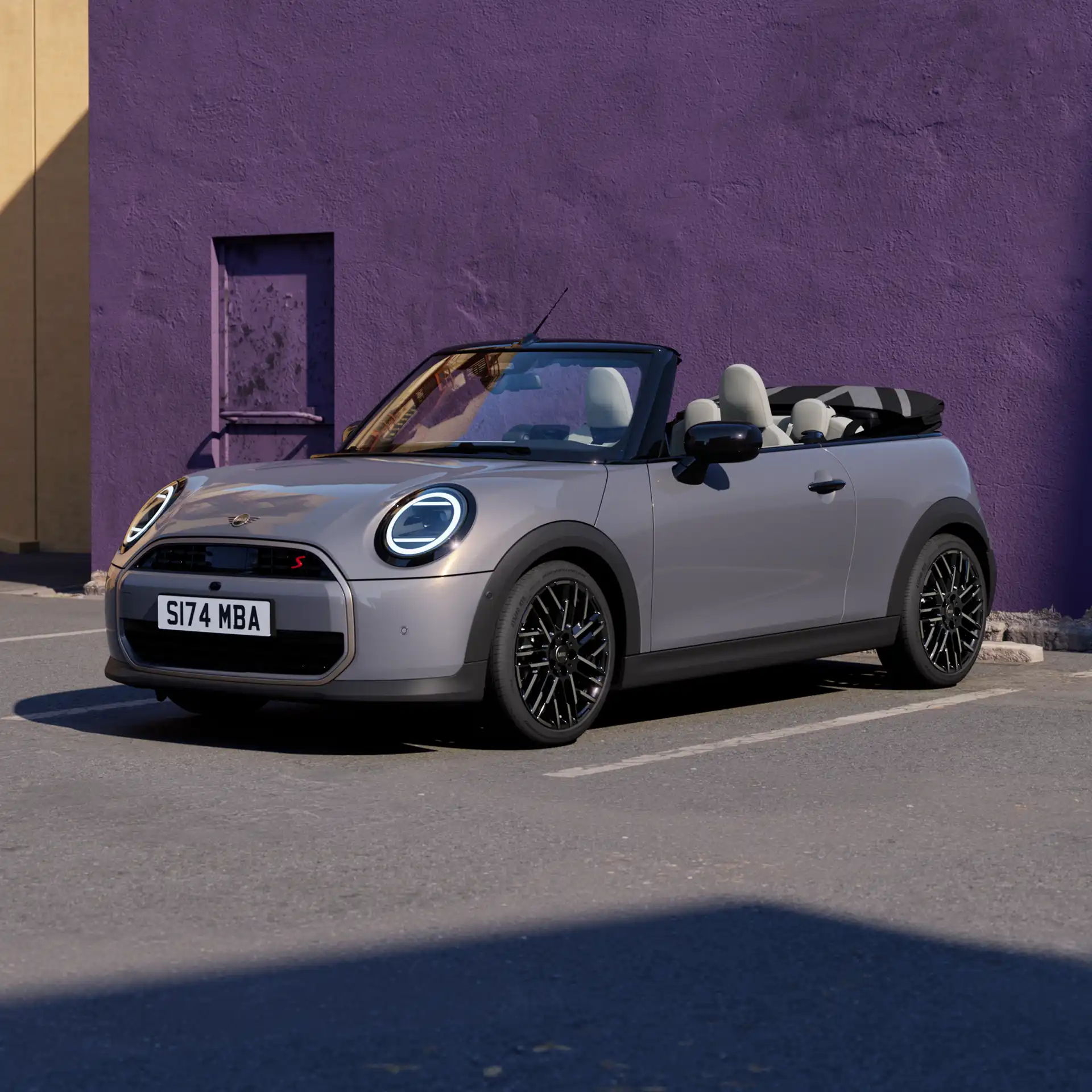 MINI John Cooper Works Cabrio JCW