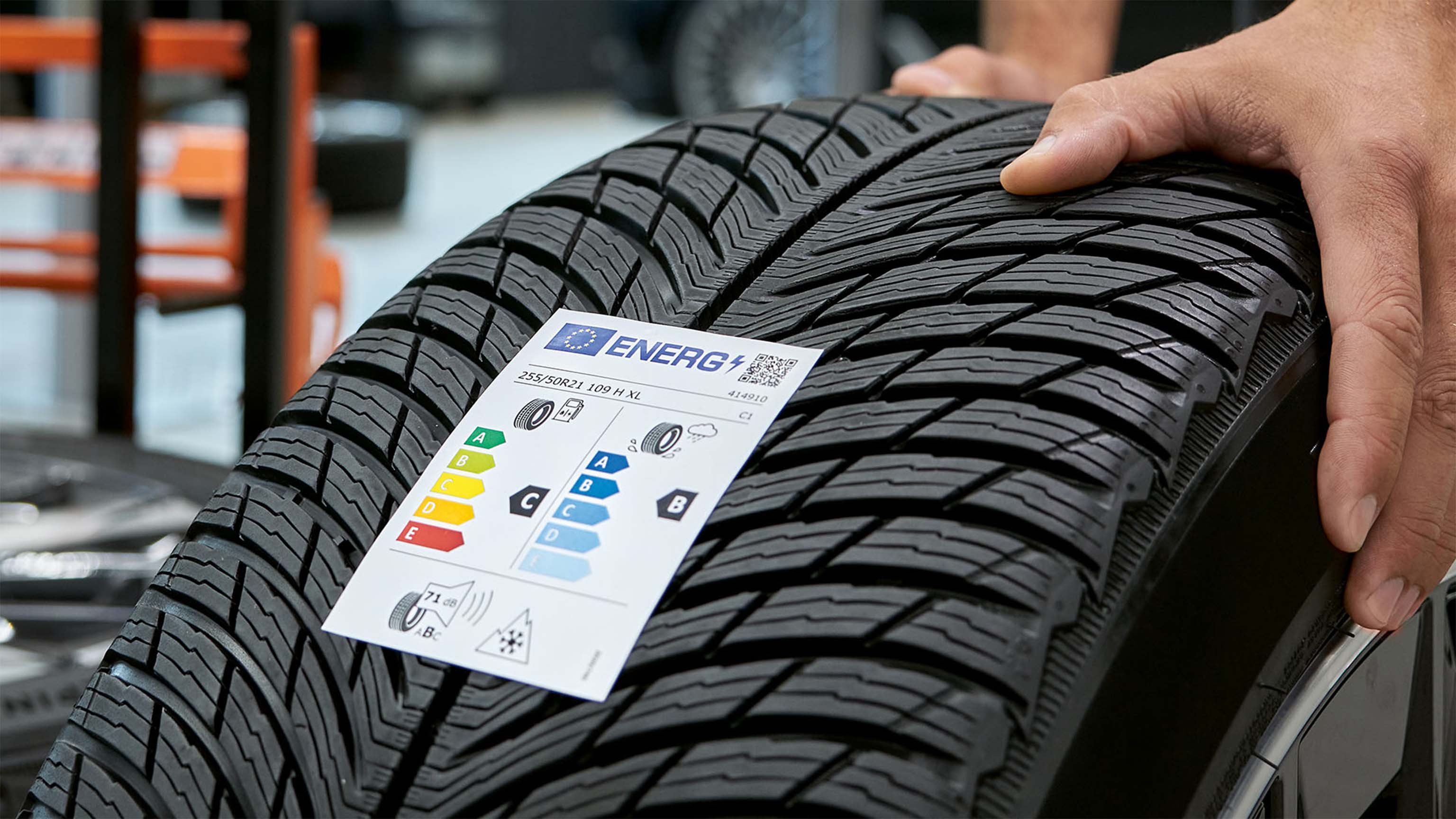 Jantes et pneus MINI | MINI.fr