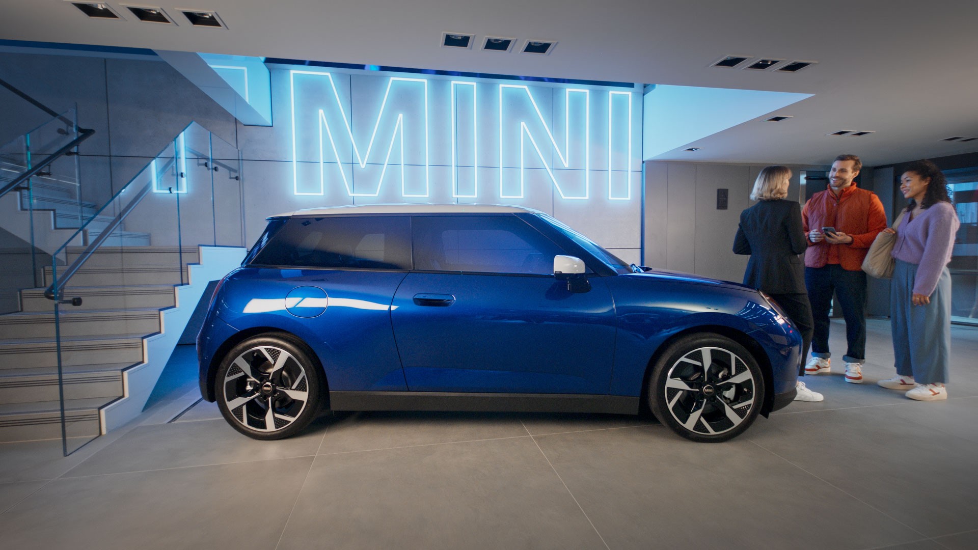 LE PLUS GRAND BONHEUR QUE VOUS PUISSIEZ AVOIR EN ACHETANT VOTRE MINI. MINI.